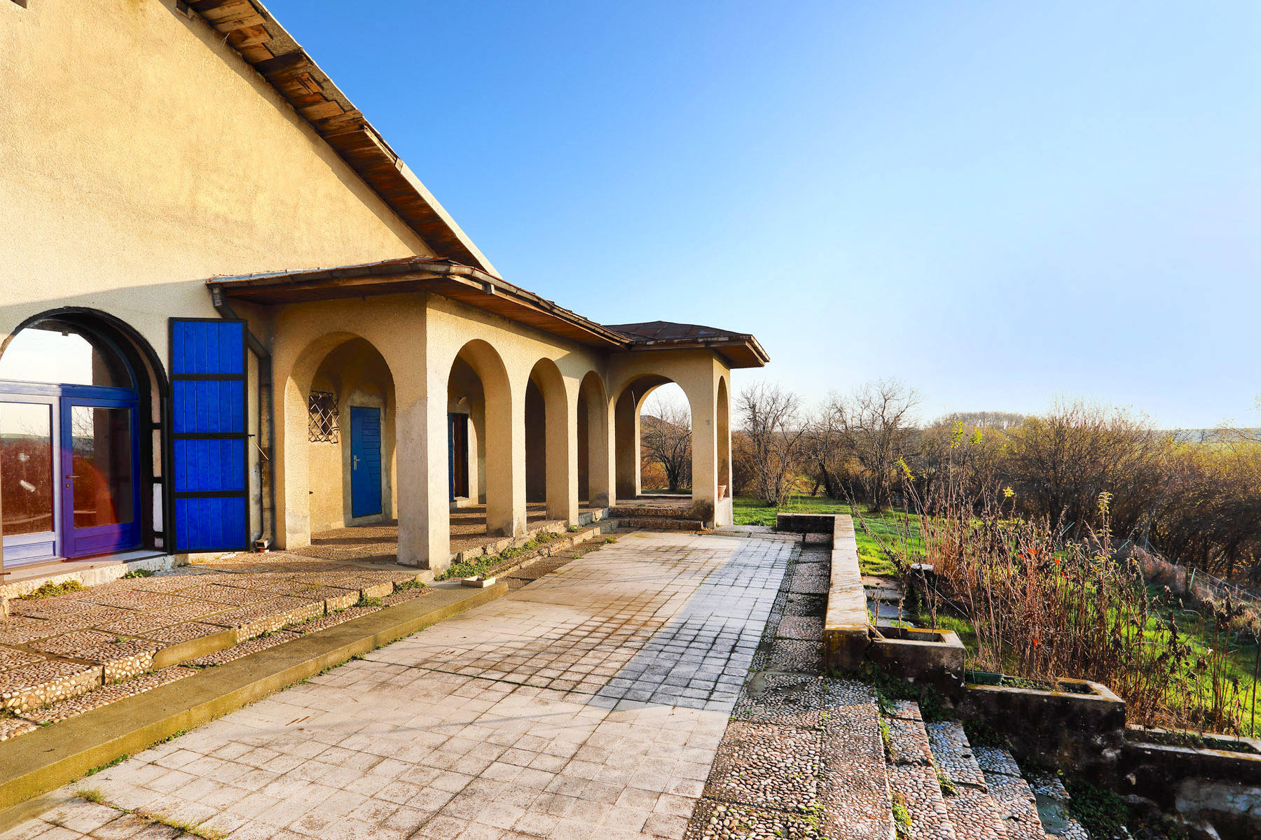 Conacul Dumitru Mociorniță, reședința toscană de lângă București ...